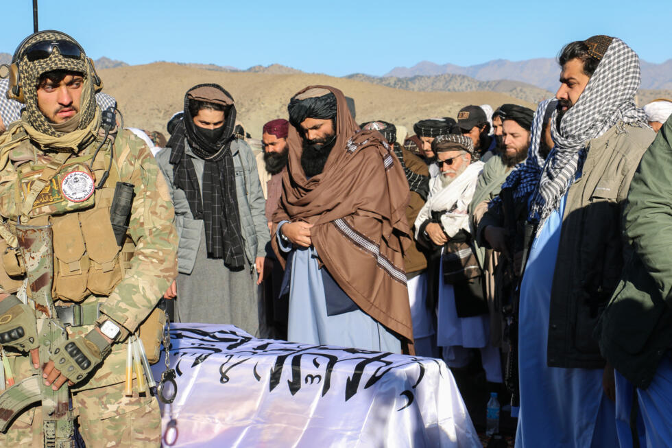 Thousands attend funeral of Afghan minister