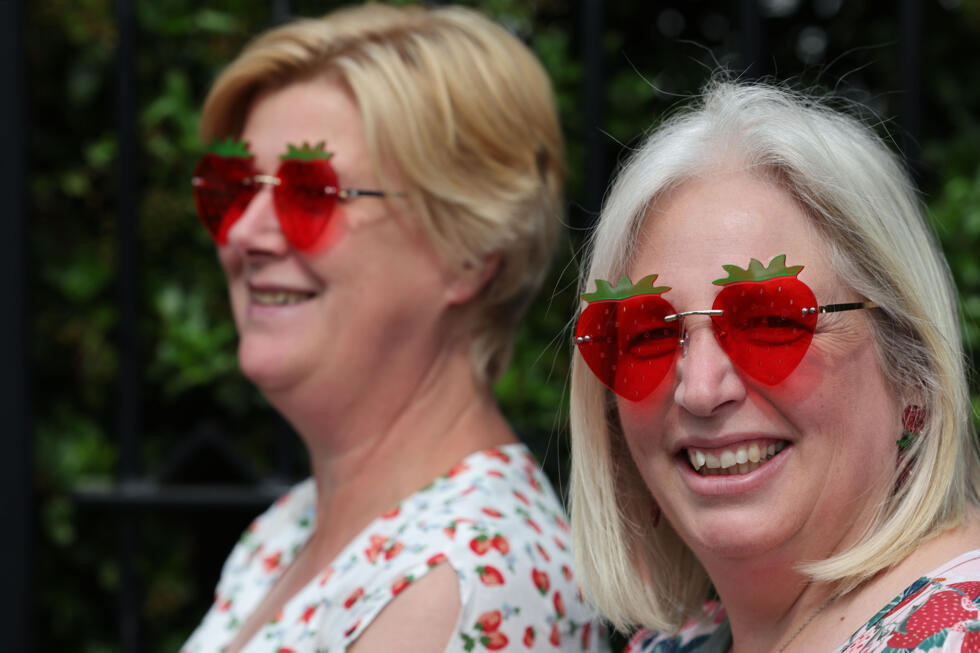 Flower power and great showers: Wimbledon casts spell on players, fans