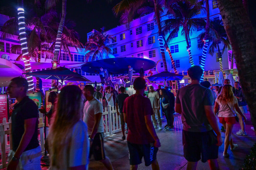 Miami Beach cracks down on Spring Break party excess