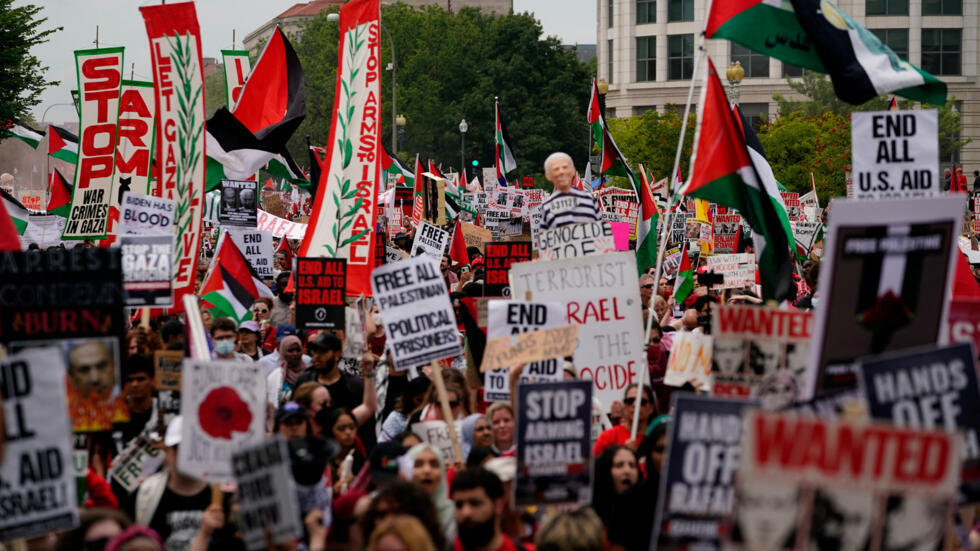 Thousands protest in Washington as Netanyahu addresses US Congress