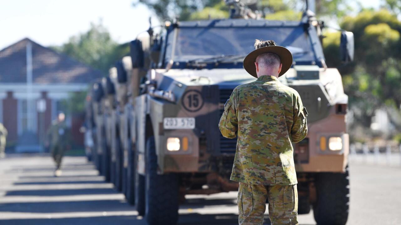 Military deployed across Australia for bushfire relief as another heat ...