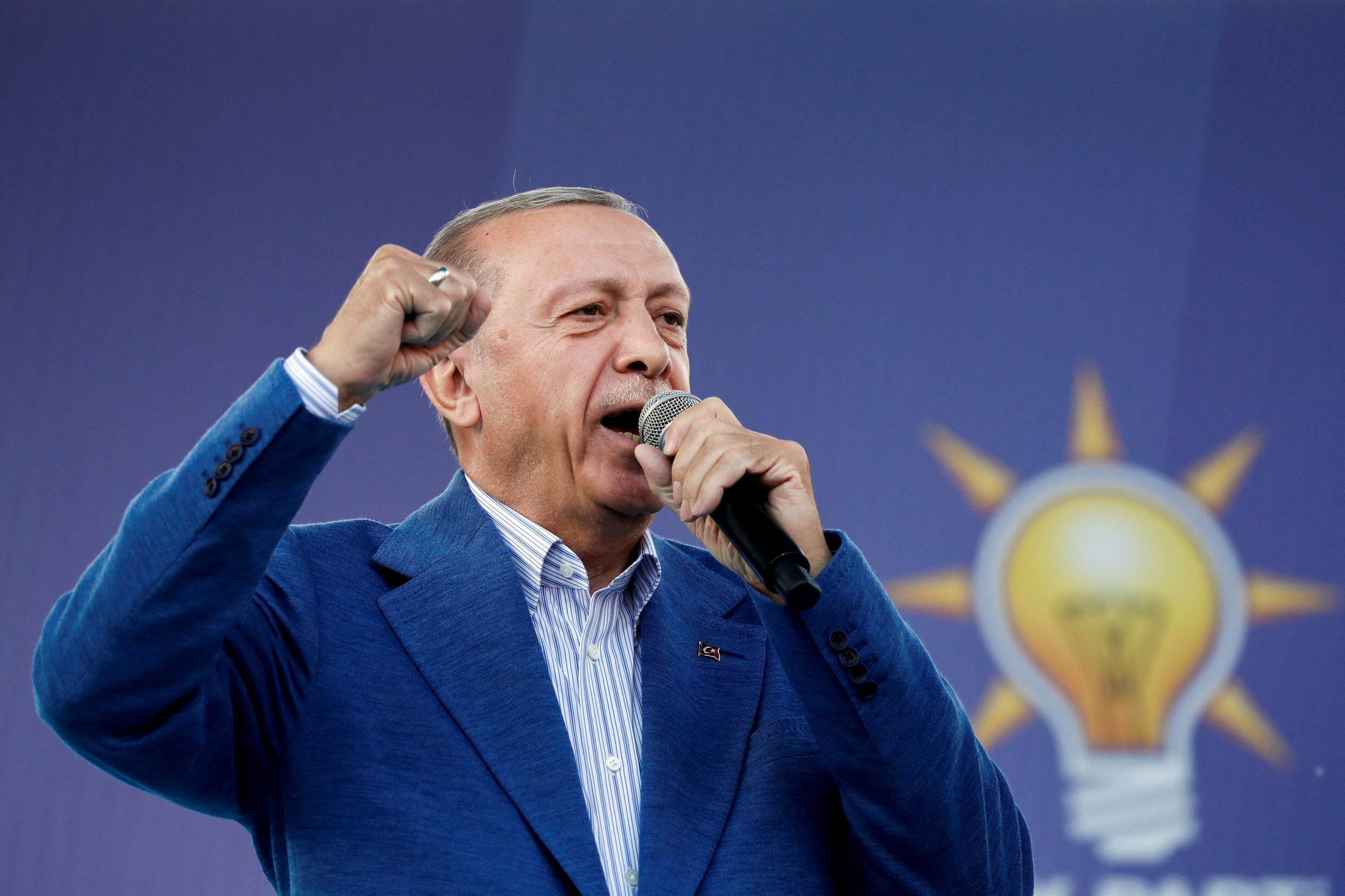 Erdogan proclama su victoria electoral en la segunda vuelta presidencial