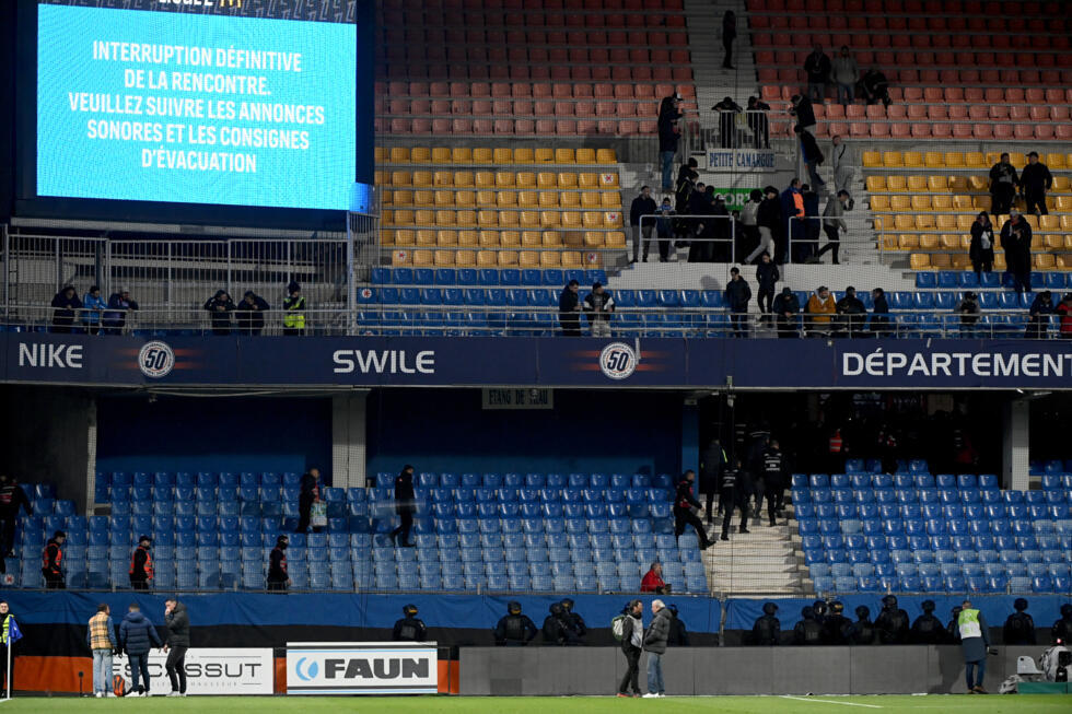 PSG beat Marseille as Montpellier game abandoned due to crowd trouble