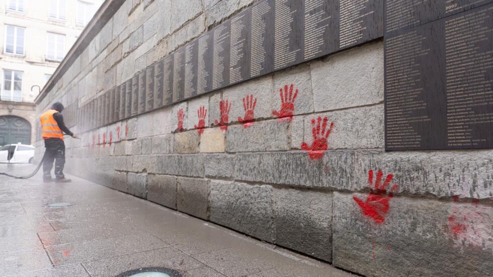 French police track suspects in Paris Holocaust memorial vandalism to ...
