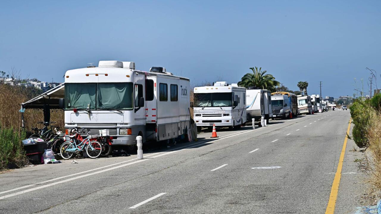 California's Mobile Home Crisis: The Reality of Homelessness and ...