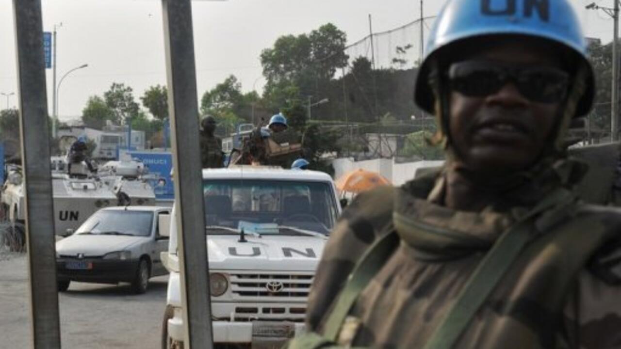Two injured as forces loyal to Gbagbo attack UN vehicles in Ivory Coast