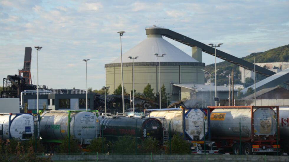 À Rouen, l'incendie de Lubrizol laisse place au feu de la colère et de ...