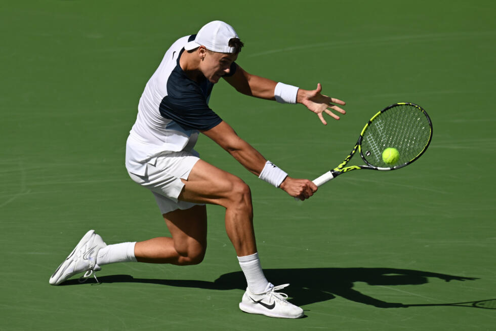 Draper stuns two-time defending champ Alcaraz to reach Indian Wells final