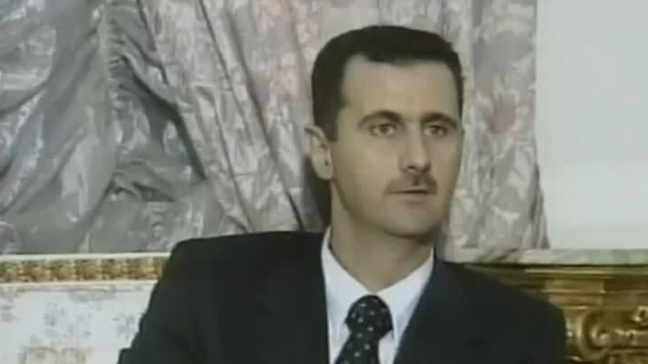 ¿Por qué los sirios celebran la caída de Bashar al-Assad? - France 24