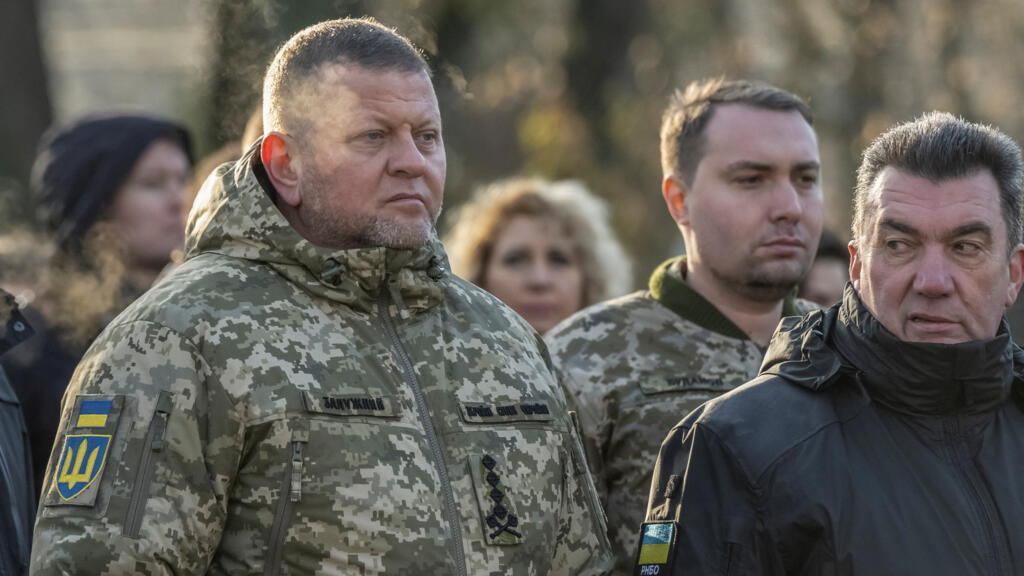 Ukraine probes suspected spying device found in army command office