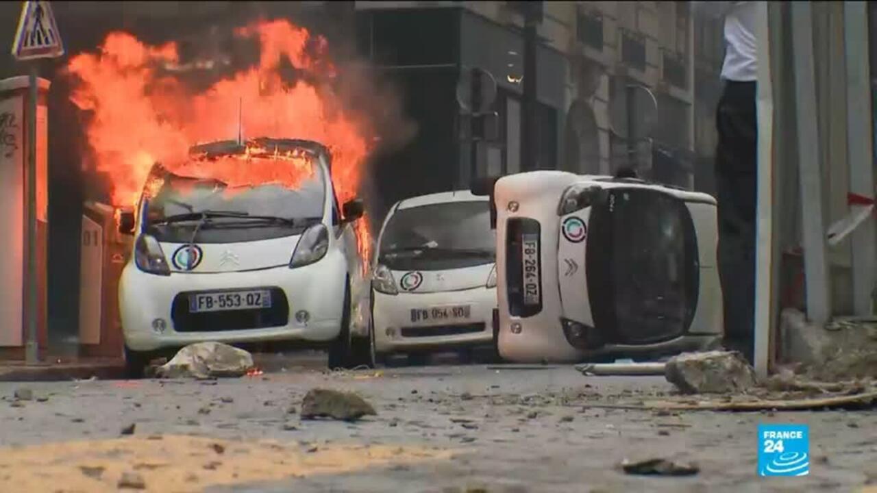 Worst riot in a decade engulfs Paris - France 24