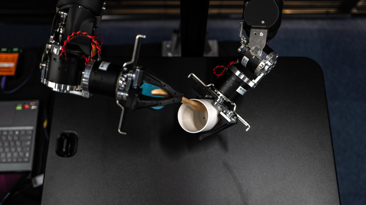 Des robots "intelligents": l'ambitieuse quête de l'IA matérielle