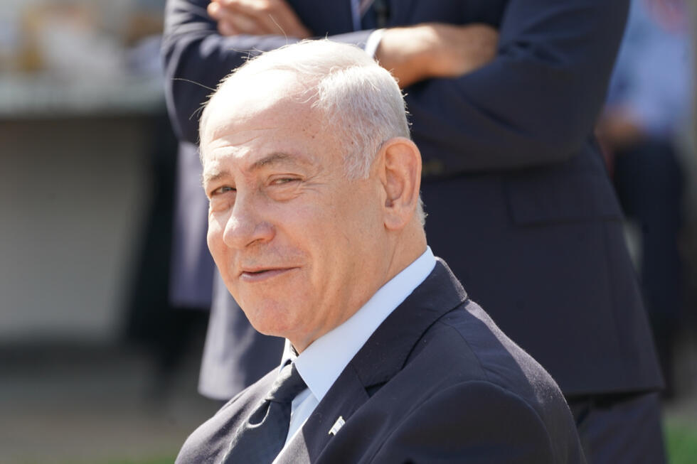 Netanyahu at UN issues 'nuclear' threat to Iran, later retracted