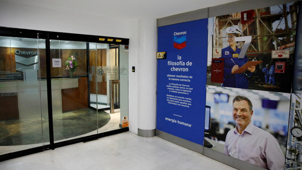 US eases some energy sanctions on Venezuela to encourage political talks