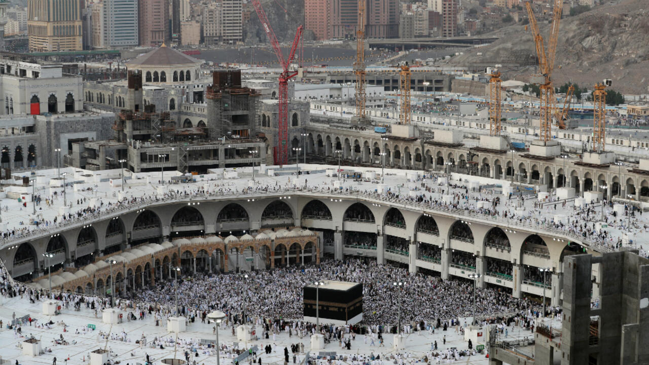 More than two million Muslims converge on Mecca for hajj - France 24