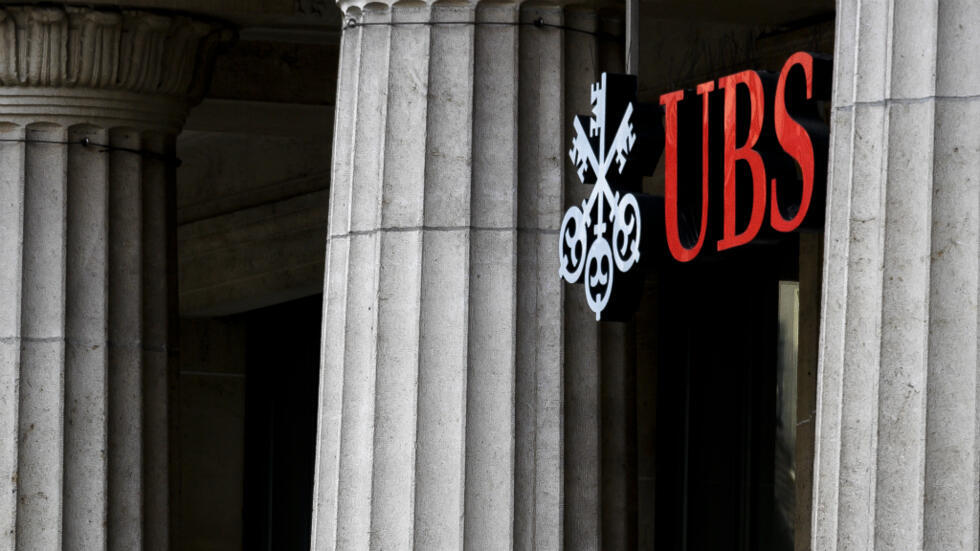 Fraude fiscale : le géant suisse UBS devant les juges à Paris