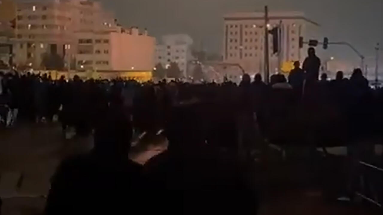 New protests hit Iran as alarm grows over crackdown 'massacre'