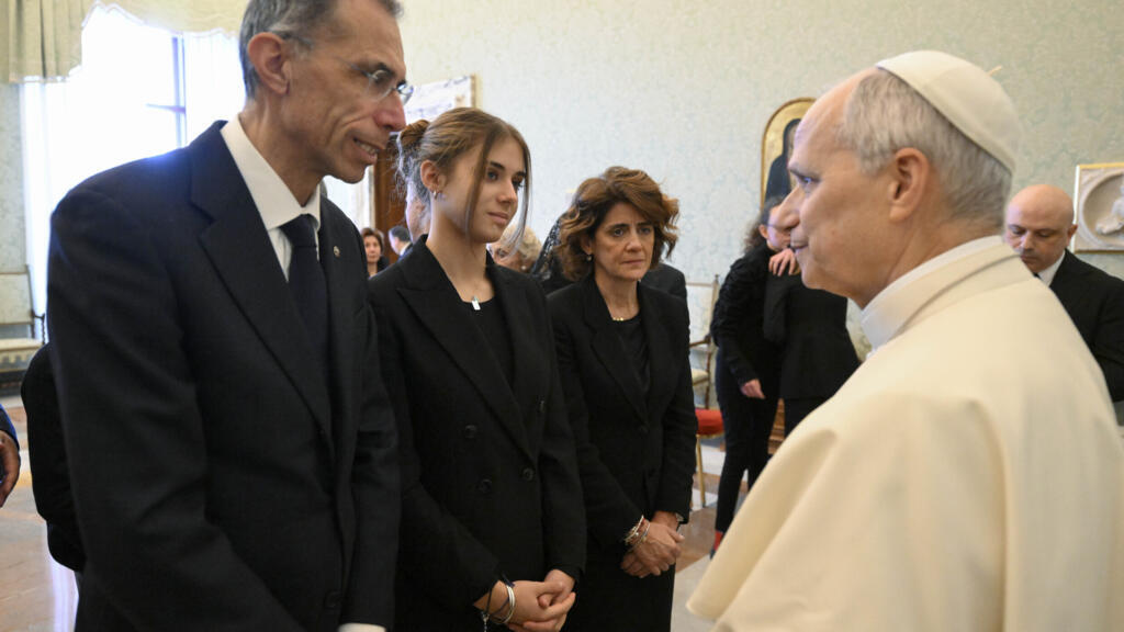 Incendie de Crans-Montana: Léon XIV reçoit des proches de victimes