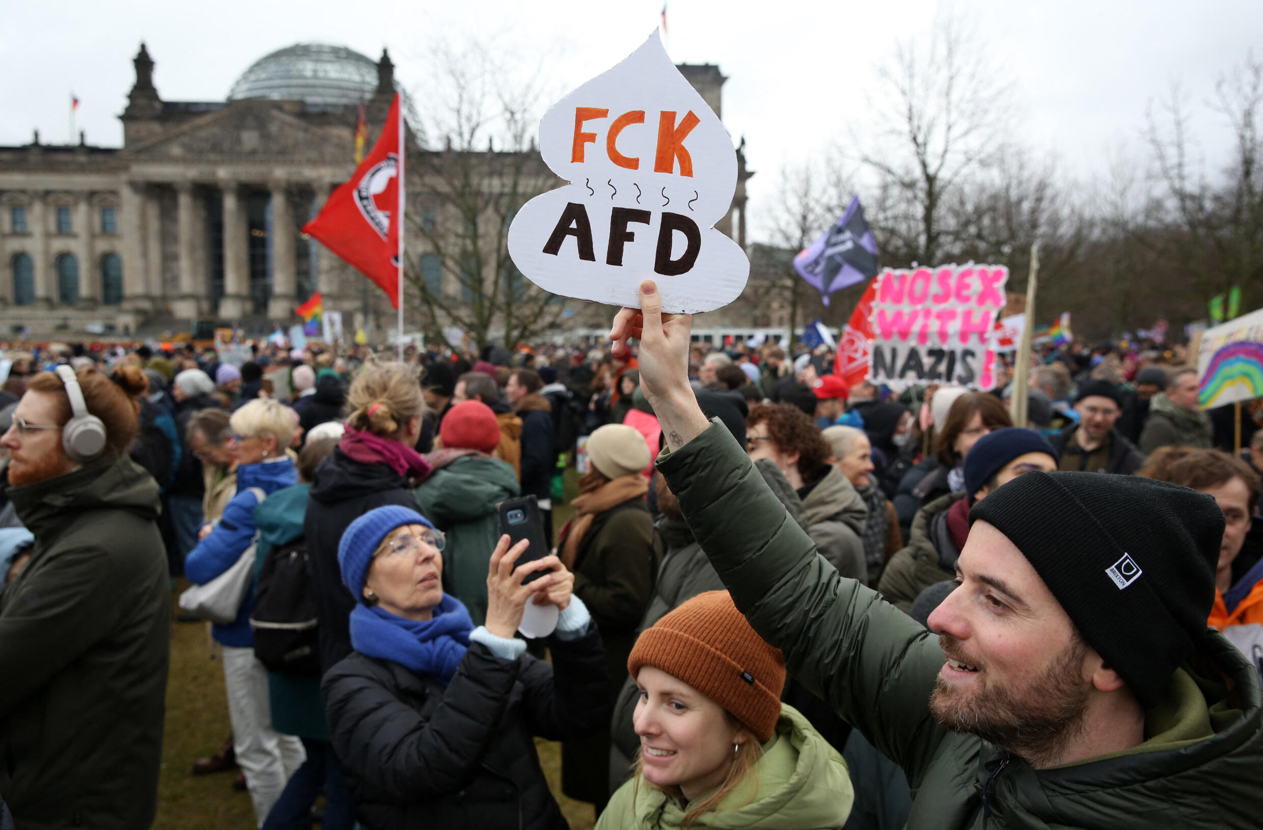 Tens of thousands gather in Berlin to protest far-right AfD party