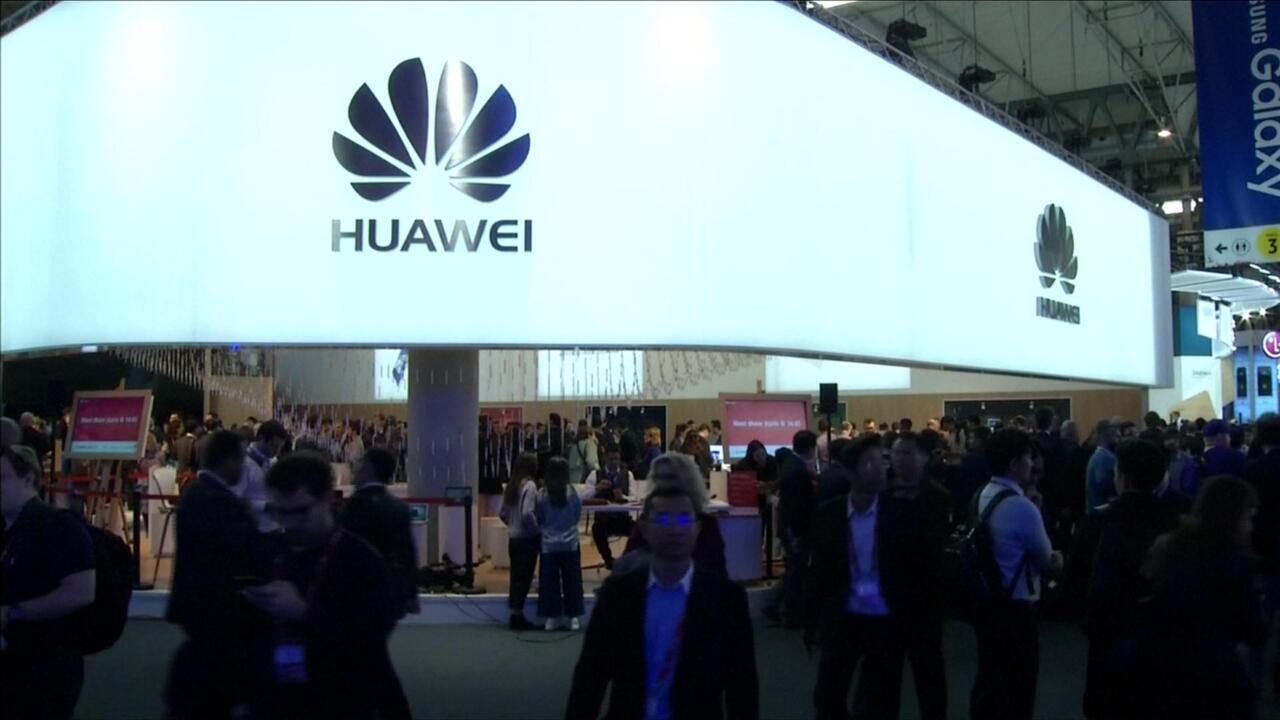US relaxes ban on China's Huawei - Business