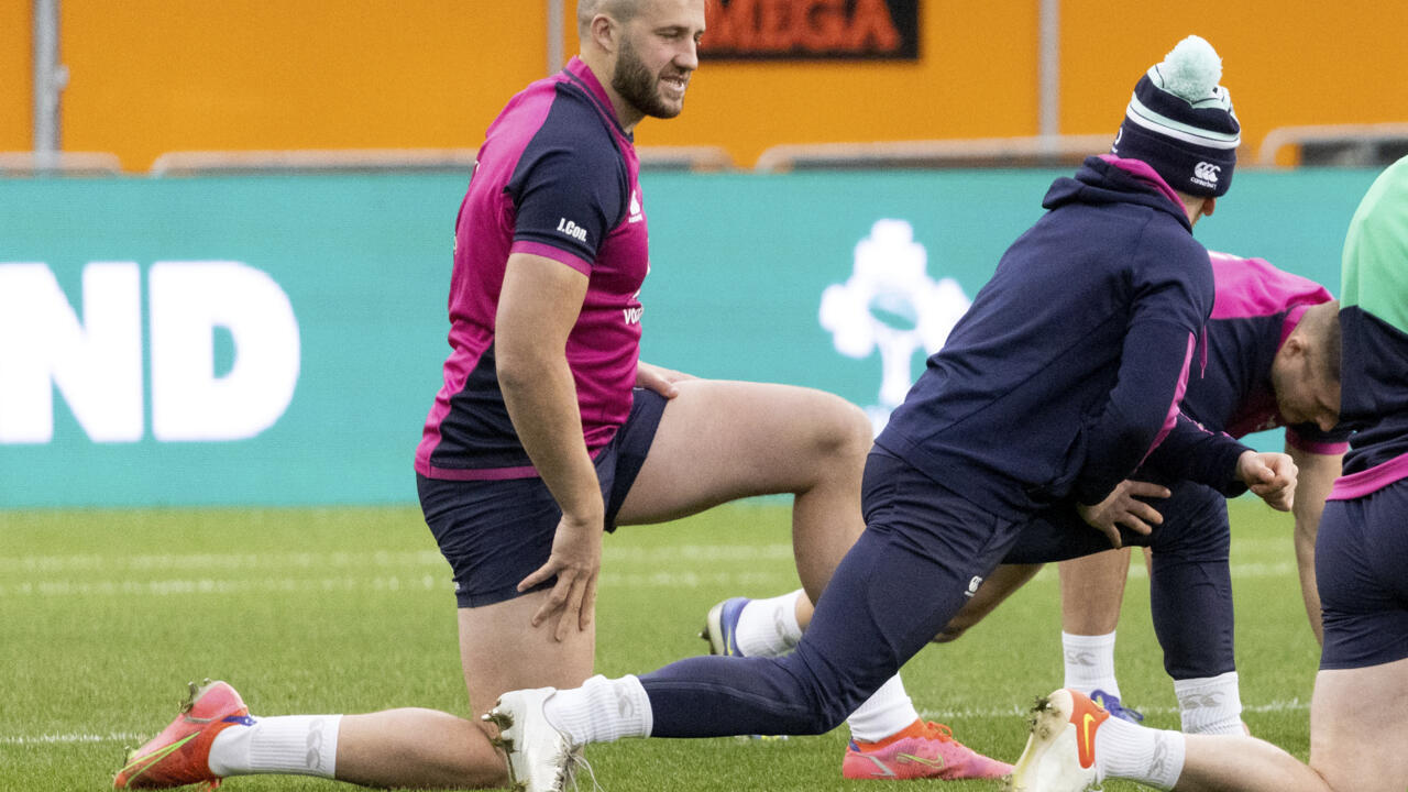 Ireland coach Farrell backs McCloskey with rare Six Nations start