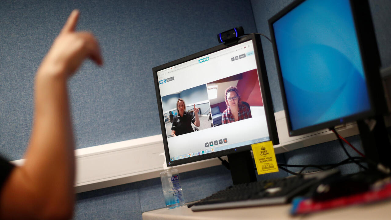 Zoom sales boom as video meetings become pandemic norm