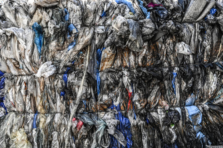 Toxic smoke and suspicious plastic plant fires in Turkey