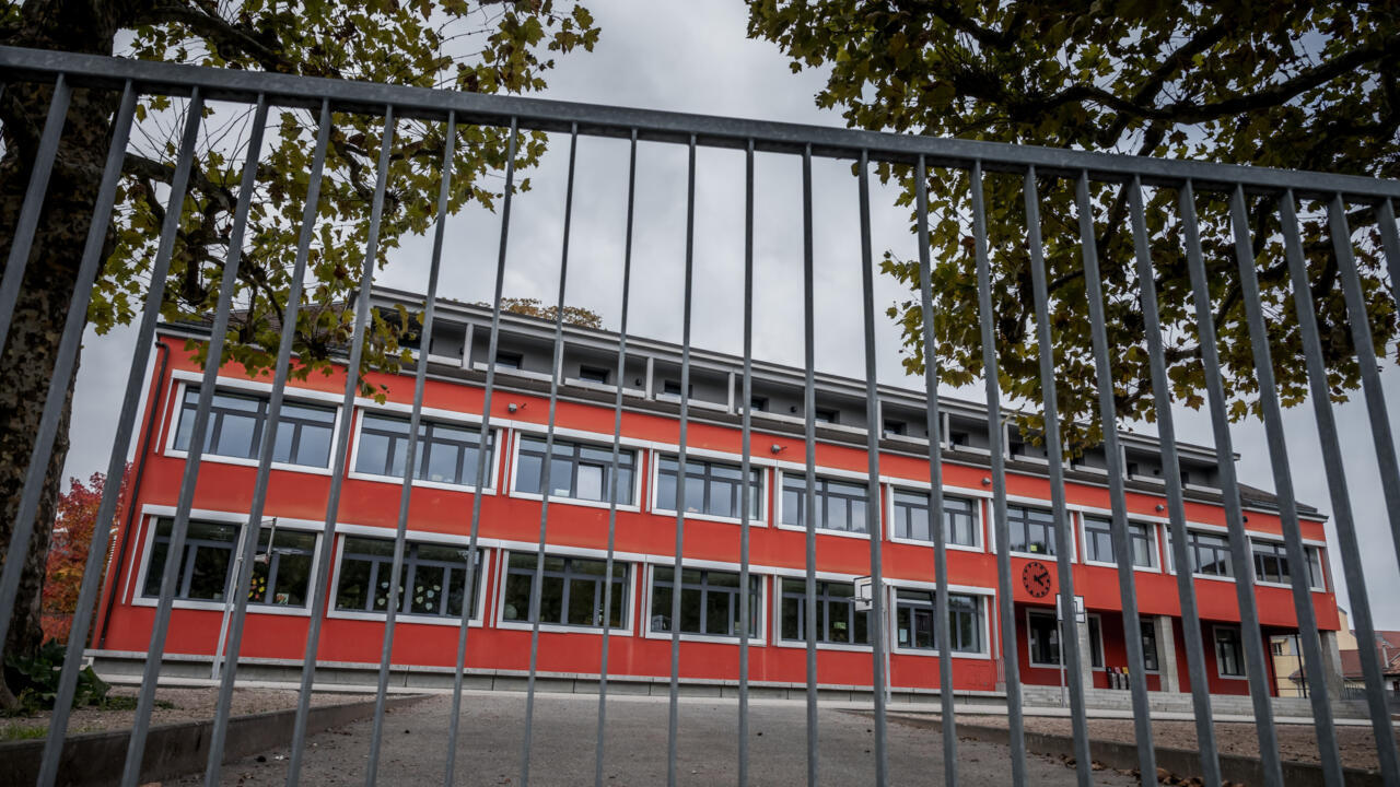 Border order: Geneva schools kick out Swiss kids living in France