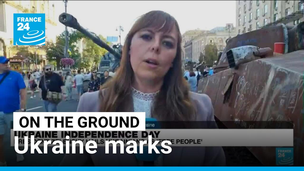 Ukraine marks Independence Day as it remembers the fallen - France 24