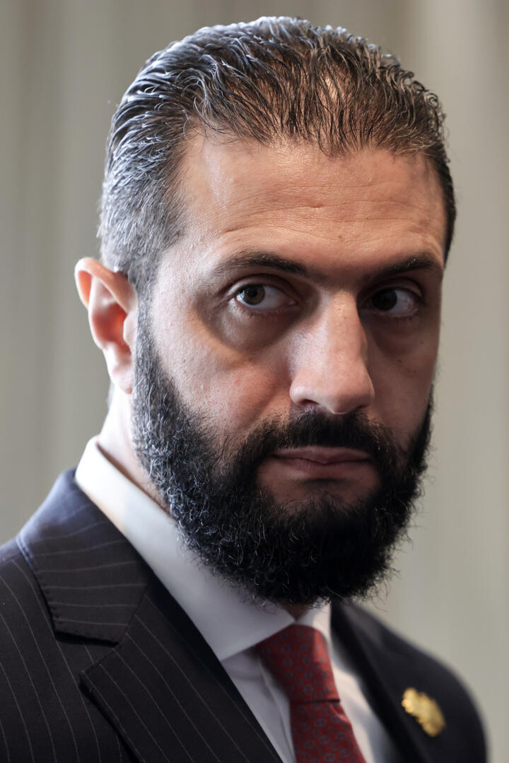 New Syria leader warns on Israel attacks on UN charm mission