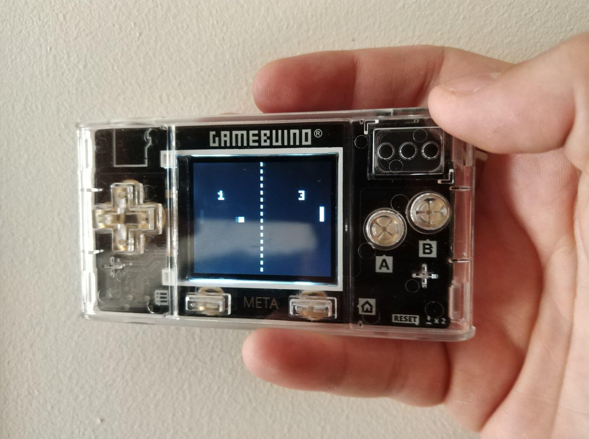 On a testé la Gamebuino Meta, la petite console portable rétro et open ...