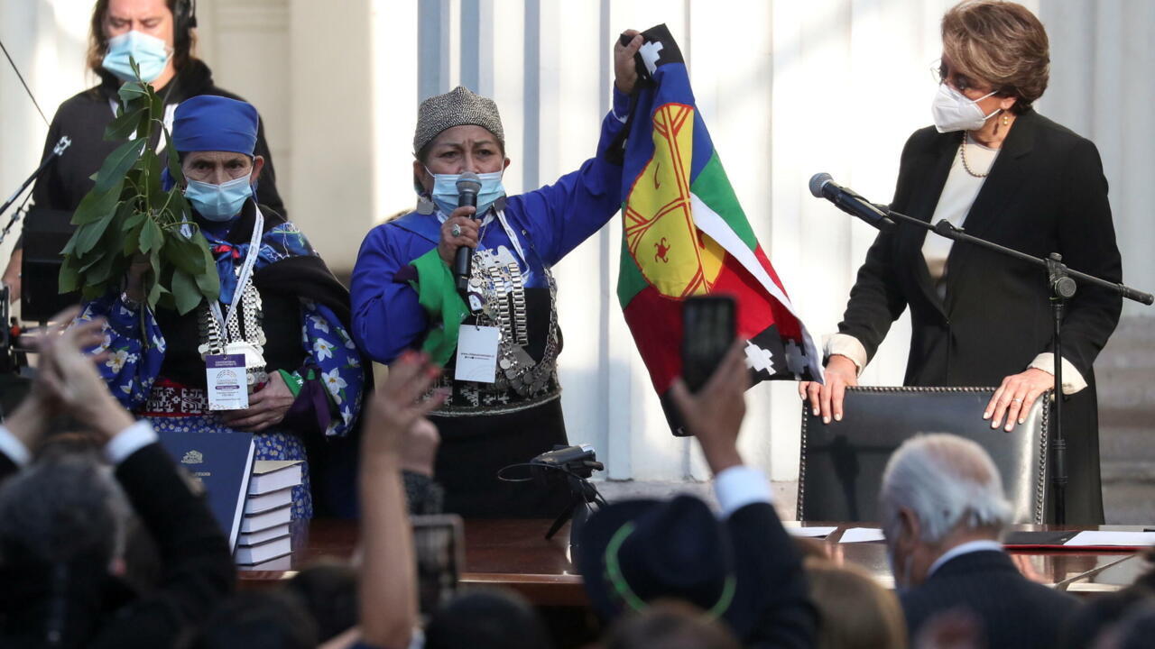 Indigenous Mapuche woman to take lead in drafting Chile's post-Pinochet ...