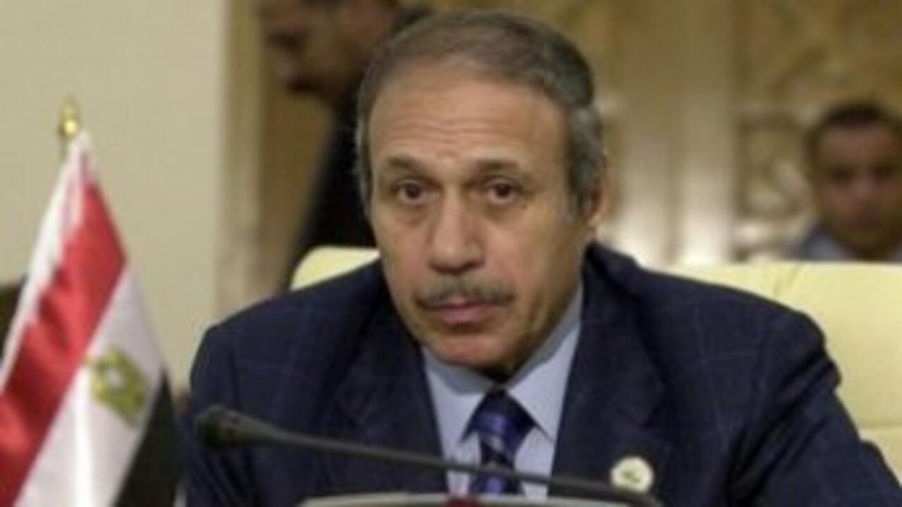 Trial of Mubarak security head adjourned amid tensions