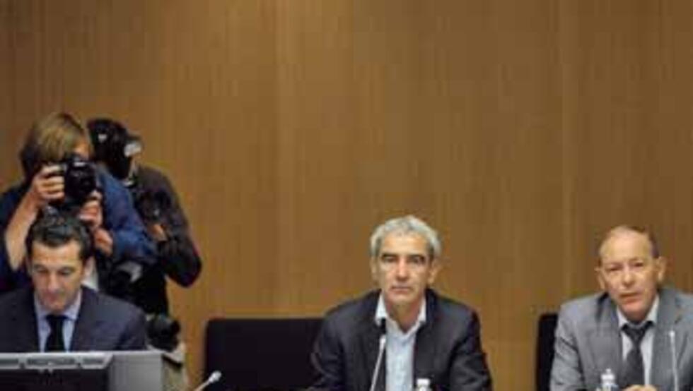 La FFF renouvelle sa confiance à Domenech