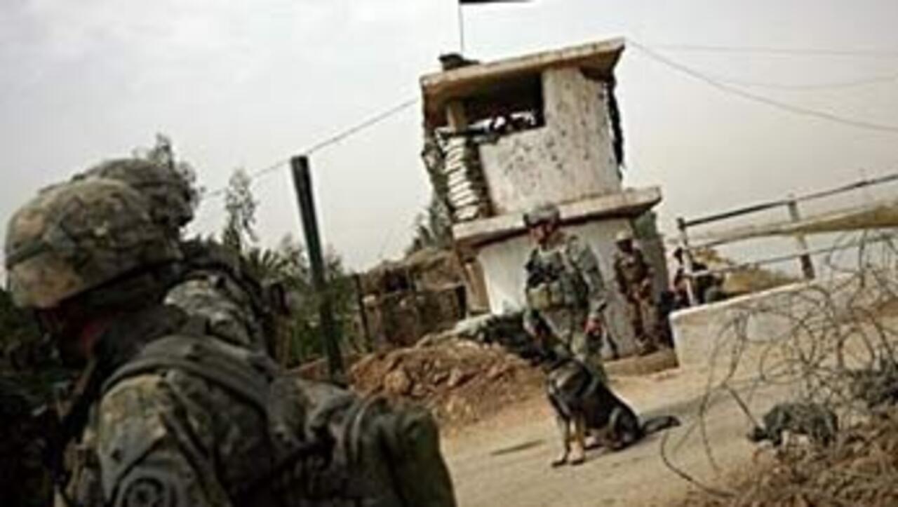 Violence continues in Iraq as US Defence Secretary Gates visits