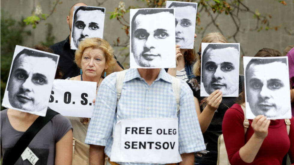 Jailed Ukrainian filmmaker Sentsov wins EU's Sakharov prize for human ...