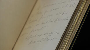 Thousands of letters penned by French writer Proust to go online