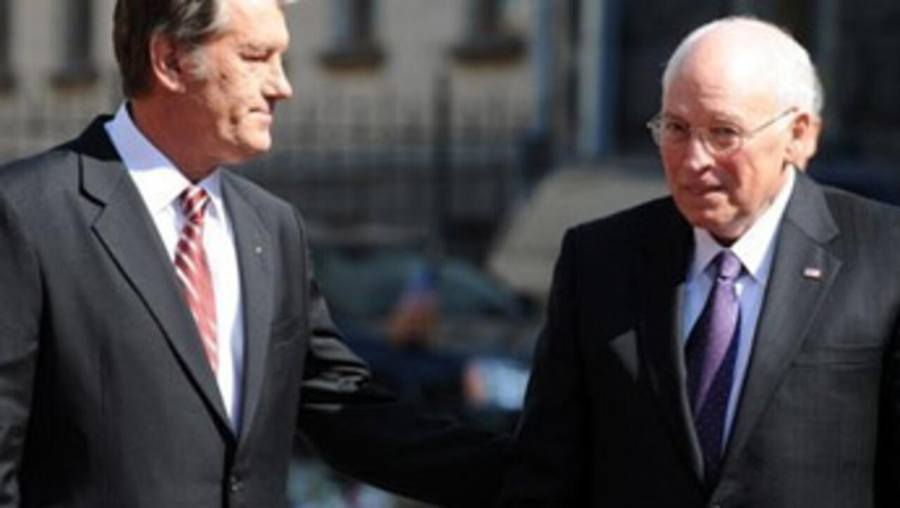 Cheney backs Ukraine's NATO bid