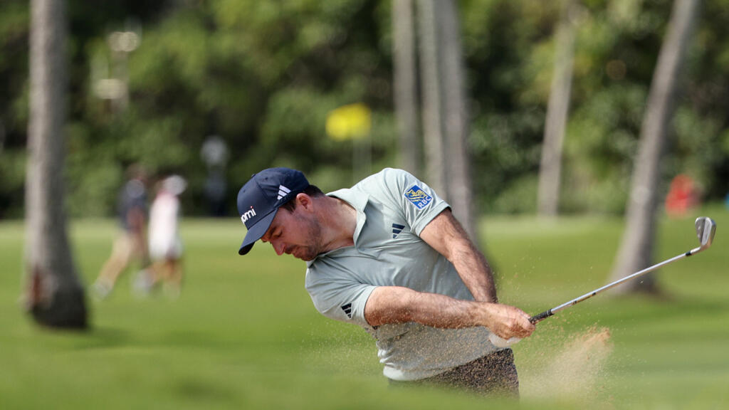 Defending champ Nick Taylor tied for lead at Sony Open