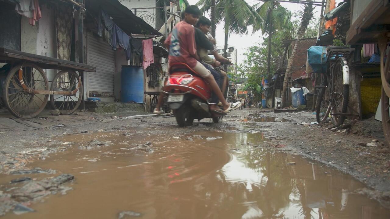 Le fléau de la mousson en Inde : Bombay les pieds dans l’eau - Focus