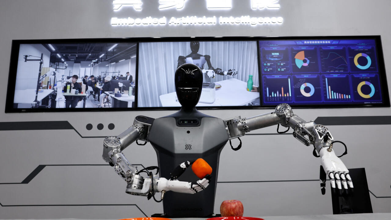 China, a la cabeza de la carrera por los robots humanoides - Ciencia y Tecnología - France 24