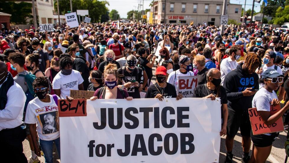 Estados Unidos: la familia de Jacob Blake lideró una protesta contra la ...