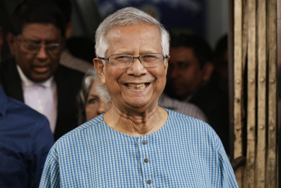 Muhammad Yunus, le "banquier des pauvres" qui a fait rayonner le Bangladesh - France 24