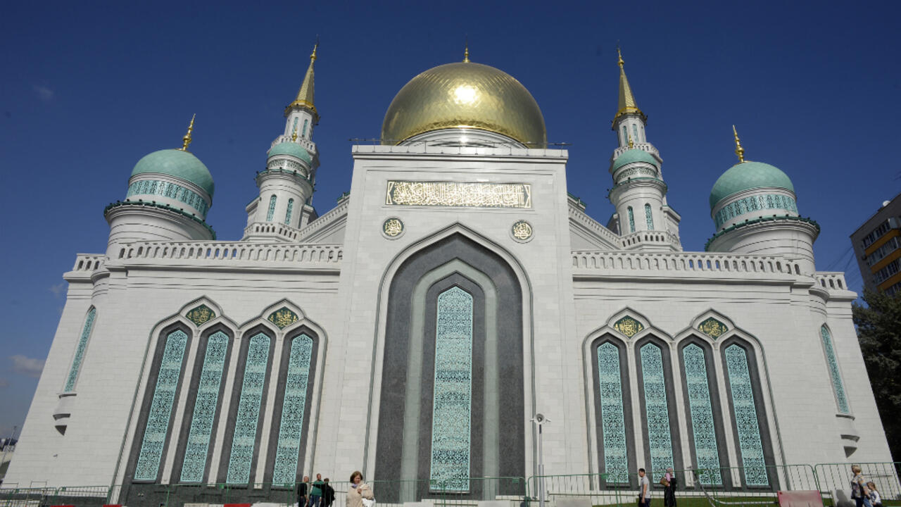 Vladimir Poutine ouvre les portes de la Grande Mosquée de Moscou