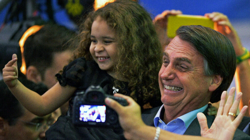 Brasil: el ultraderechista Jair Bolsonaro presenta su candidatura a las ...