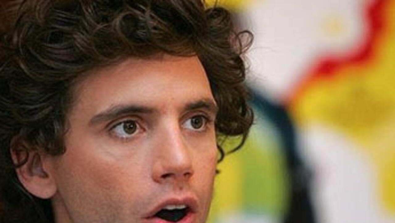 Beirut-born pop star Mika to play in Lebanon - France 24