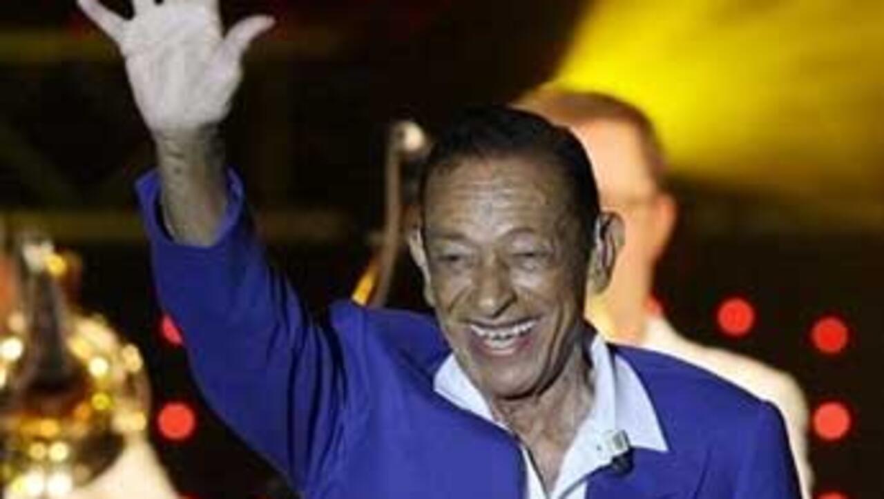 Legendary French crooner dies at 90 - France 24