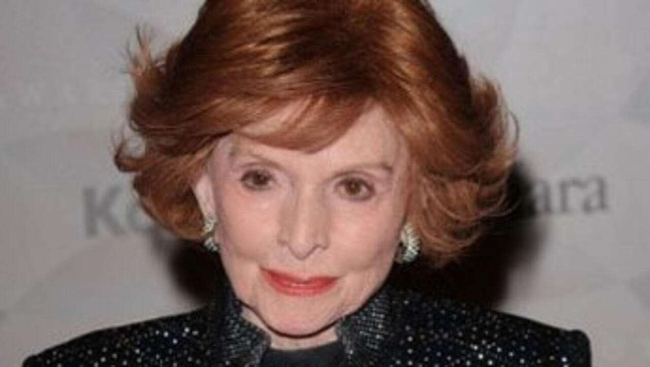 Oscar-winning actress Patricia Neal dies at 84 - France 24