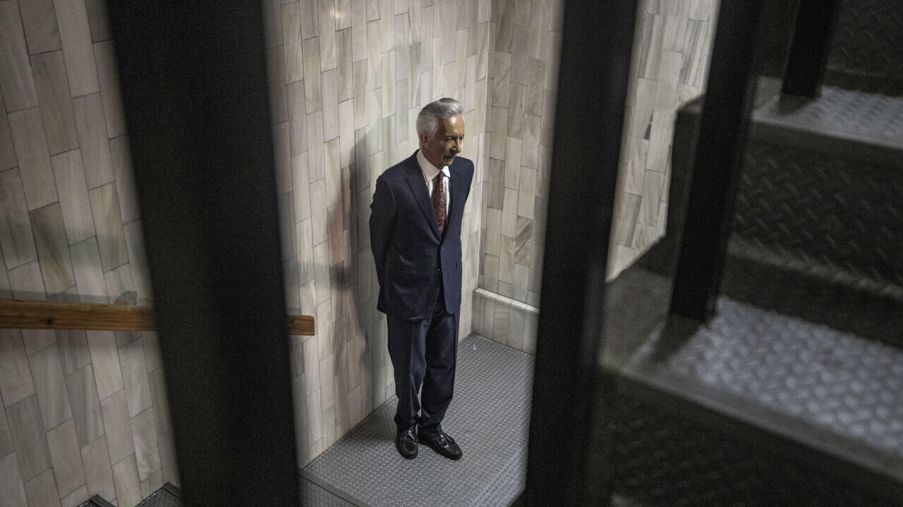 El periodista José Rubén Zamora cumplió dos largos años habitando una ...