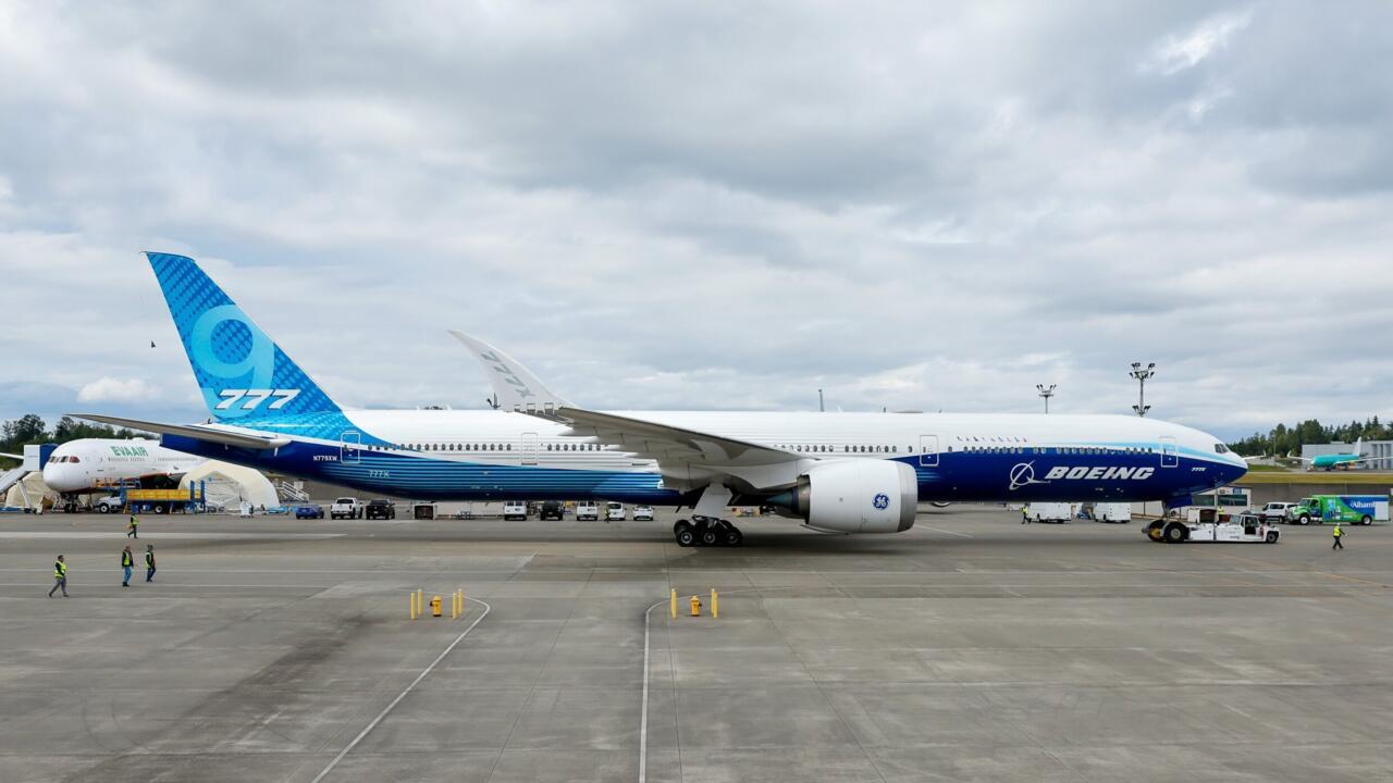 Boeing suspend les vols tests du 777X après la défaillance d'une pièce